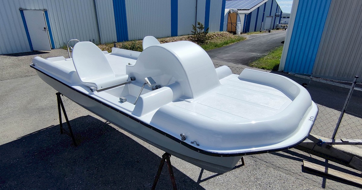 ⛵ Tretboot 🚤 Maletschek Nautics